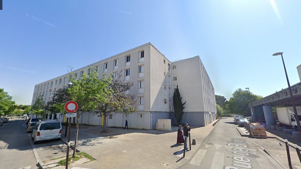 Un enfant découvre le corps d'un homme victime d'un meurtre en se ... Un enfant découvre le corps d'un homme victime d'un meurtre en se ...